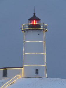 Nubble Light…Like no other Lighthouse at Christmastime – Maine Lights Today